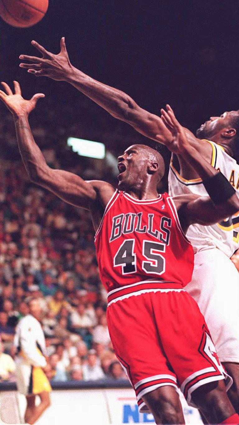 'I'm Back': Michael Jordan Announces His Return to the NBA on March 18 ...
