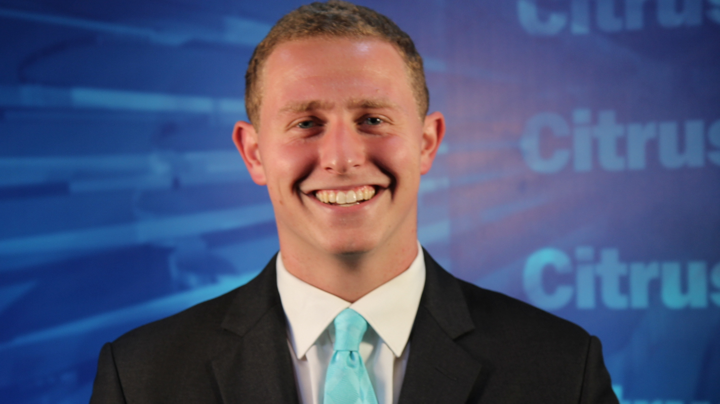 Find out which amateur sportscaster will win MLB Network Radio's 'Fan ...