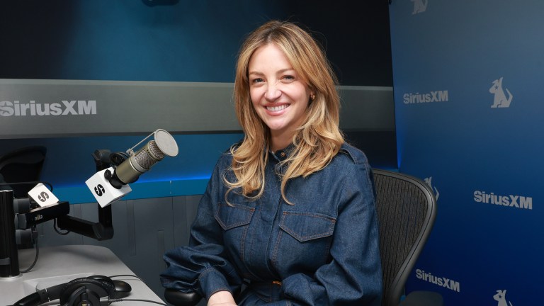 Abby Elliott Breaks Down 'The Bear' Season 3 Episode 8's Labor Scene